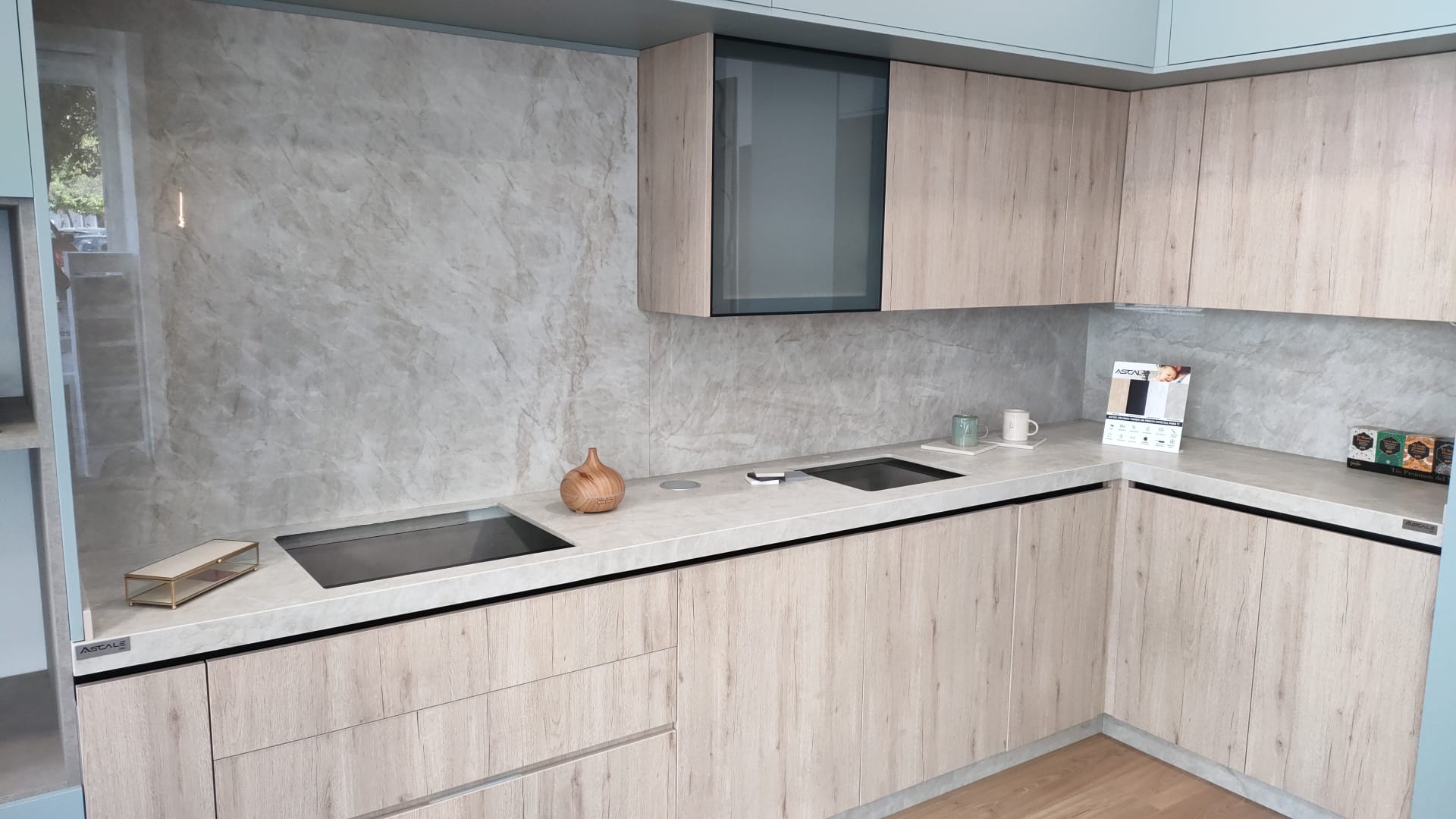 Ascale Taj Mahal - Worktops, Flooring, Tiles & Walls